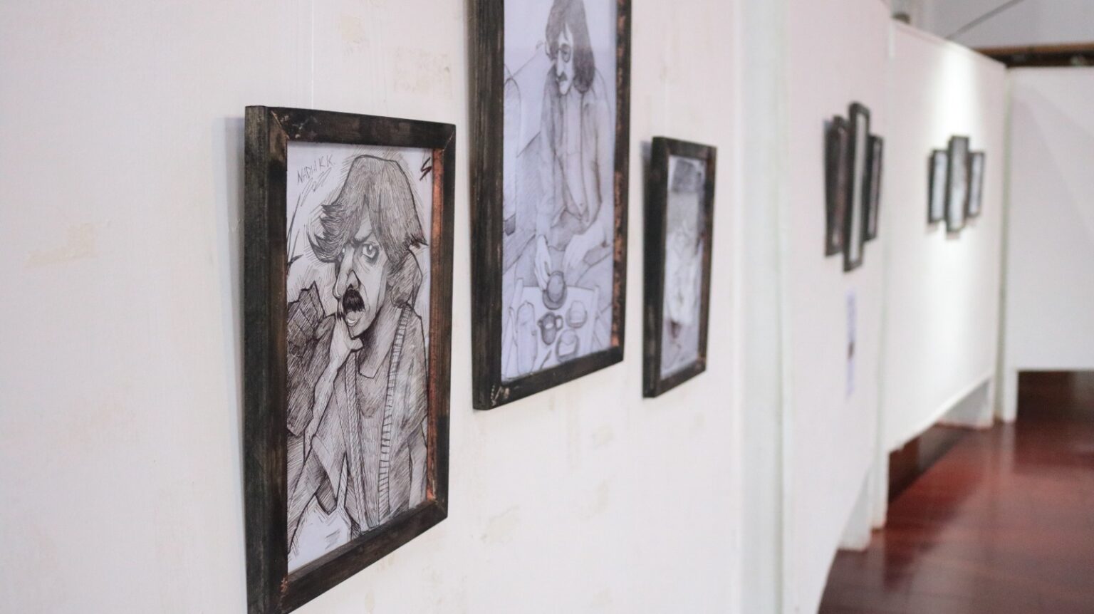 Exposición de la retratista Nadia Kit en la Casa de la Cultura - Oberá